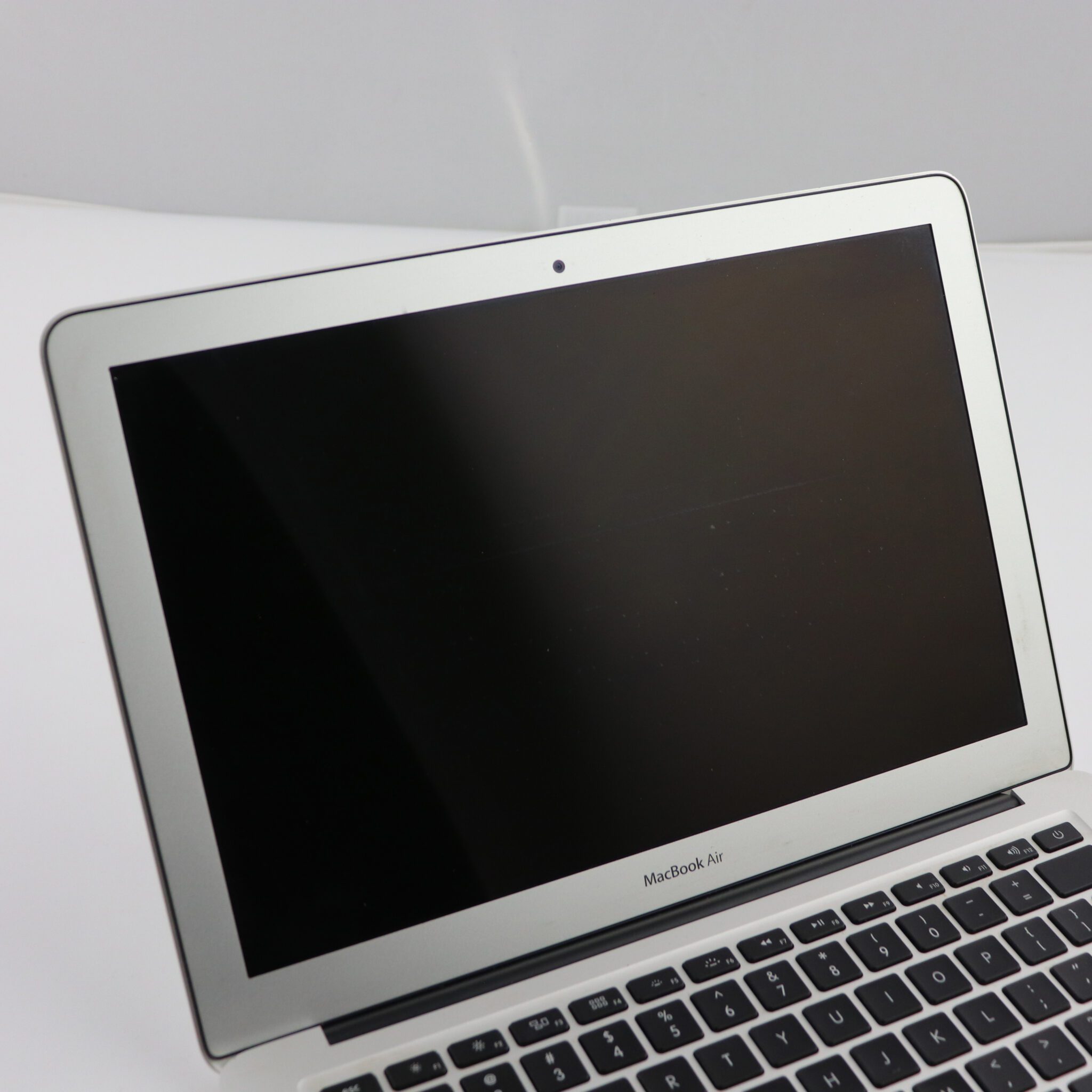 Apple MacBook Air 13 Inch Intel Core i5 1.30 GHz (2013) - MacFinder