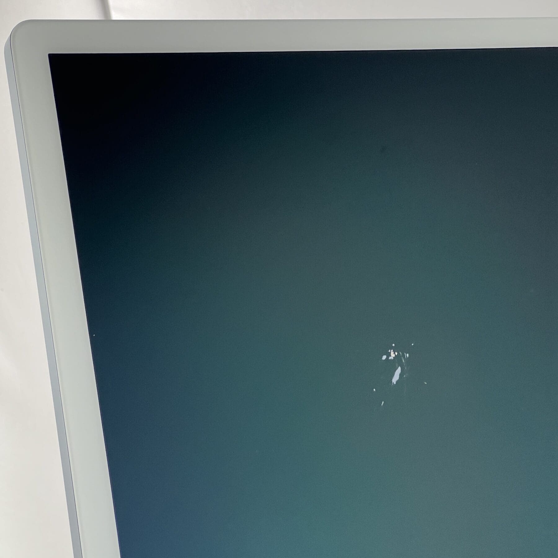 2021 Apple iMac 4.5K 24-inch M1 8GB 256GB - Blue - MacFinder