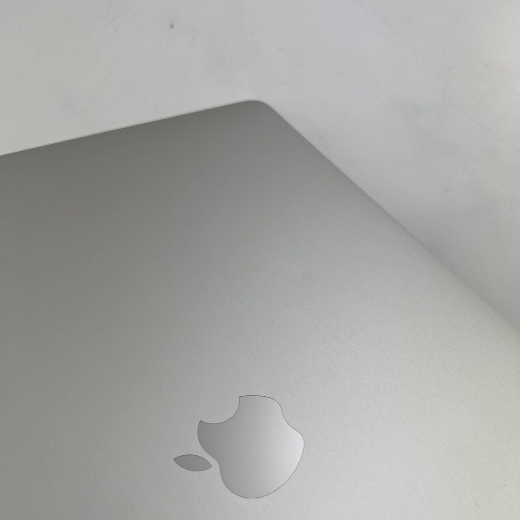 2019 Apple MacBook Pro 16-inch Intel i7 2.6 GHz 6-core 16GB 512GB ...