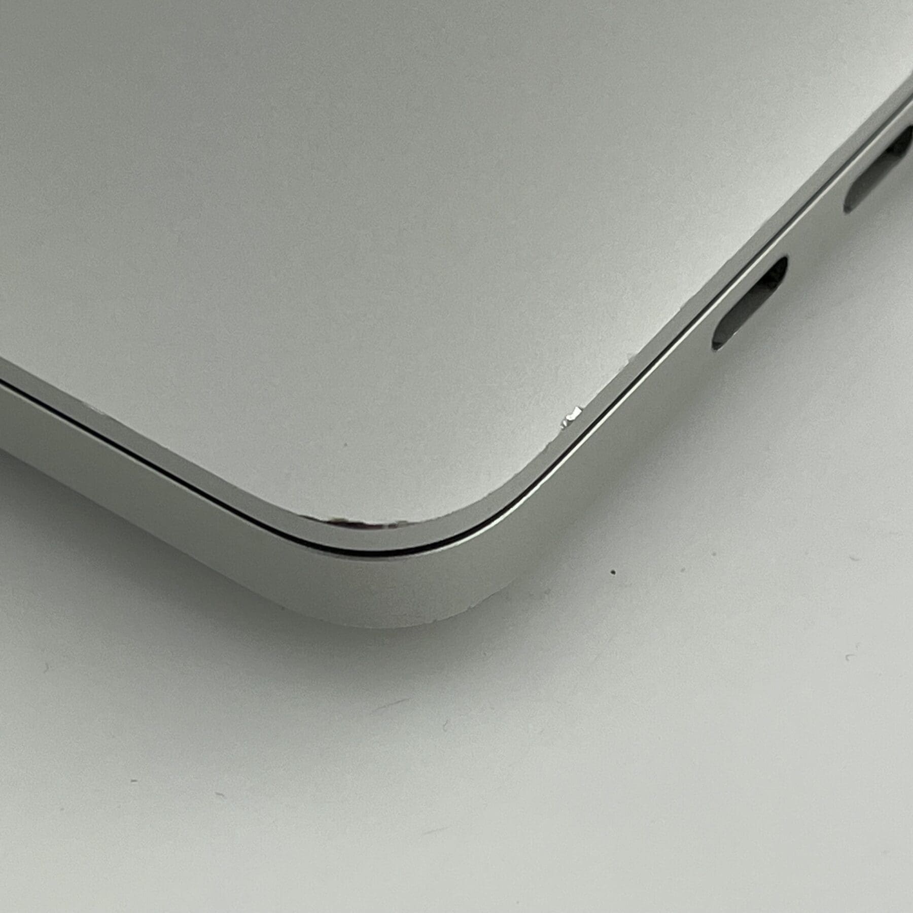 2019 Apple MacBook Pro 16-inch Intel i7 2.6 GHz 6-core 16GB 512GB ...